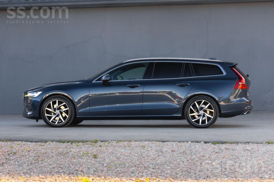 Zils Volvo V60 2020 Jelgava, ar dzinēja tilpumu 2.00 L un nobraukumu 174 tūkst. km par 18500 €, foto 9 vietnē AUTOMOTO.COM.LV