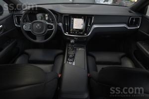 Zils Volvo V60 2020 Jelgava, ar dzinēja tilpumu 2.00 L un nobraukumu 174 tūkst. km par 18500 €, foto 10 vietnē AUTOMOTO.COM.LV