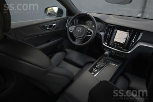 Zils Volvo V60 2020 Jelgava, ar dzinēja tilpumu 2.00 L un nobraukumu 174 tūkst. km par 18500 €, foto 11 vietnē AUTOMOTO.COM.LV