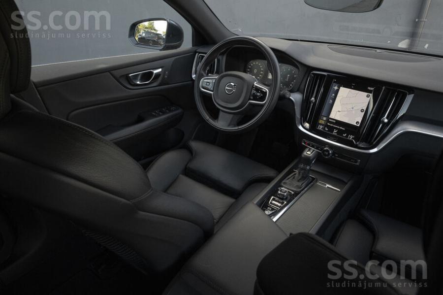 Zils Volvo V60 2020 Jelgava, ar dzinēja tilpumu 2.00 L un nobraukumu 174 tūkst. km par 18500 €, foto 11 vietnē AUTOMOTO.COM.LV