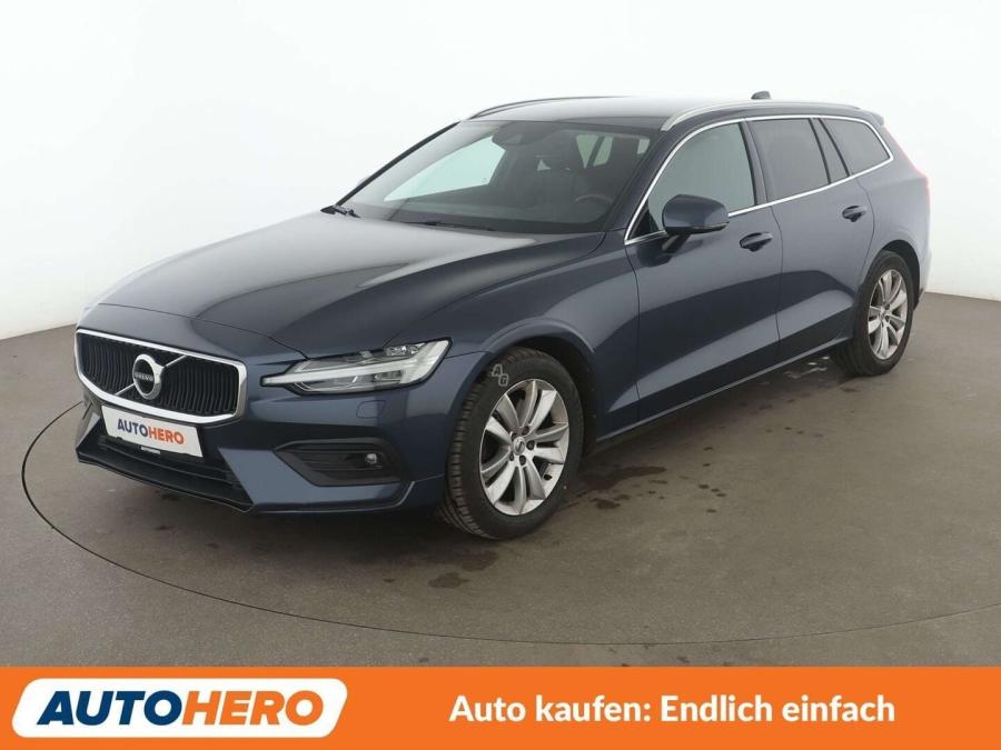 Zils Volvo V60 2021 Kauņa, ar dzinēja tilpumu 2.00 L un nobraukumu 98 tūkst. km par 28003 €, foto 1 vietnē AUTOMOTO.COM.LV