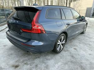 Blue Volvo V60 2021 in Kaunas, with an engine capacity of 2.00 L and mileage of 199 thousand km for 16500 €, photo 3 on AUTOMOTO.COM.LV