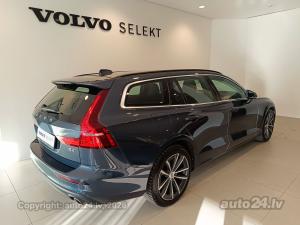 Blue Volvo V60 2021 in Tallinn, with an engine capacity of 2.00 L and mileage of 41 thousand km for 29990 €, photo 4 on AUTOMOTO.COM.LV