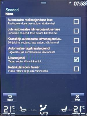 Blue Volvo V60 2021 in Tallinn, with an engine capacity of 2.00 L and mileage of 41 thousand km for 29990 €, photo 13 on AUTOMOTO.COM.LV