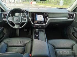Zils Volvo V60 2021 Bauska, ar dzinēja tilpumu 2.00 L un nobraukumu 185 tūkst. km par 16200 €, foto 12 vietnē AUTOMOTO.COM.LV