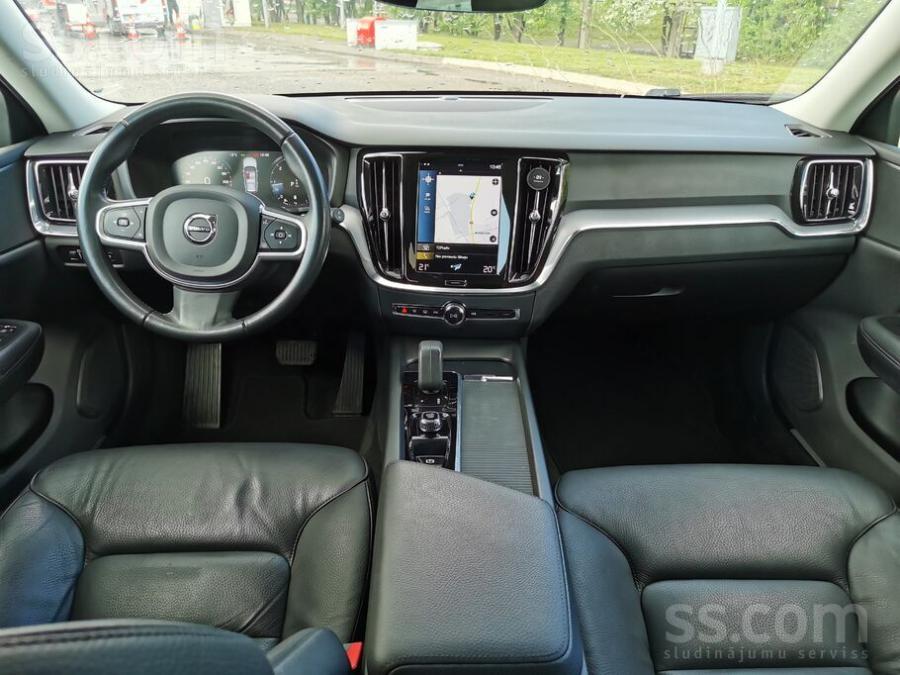 Zils Volvo V60 2021 Bauska, ar dzinēja tilpumu 2.00 L un nobraukumu 185 tūkst. km par 16200 €, foto 12 vietnē AUTOMOTO.COM.LV