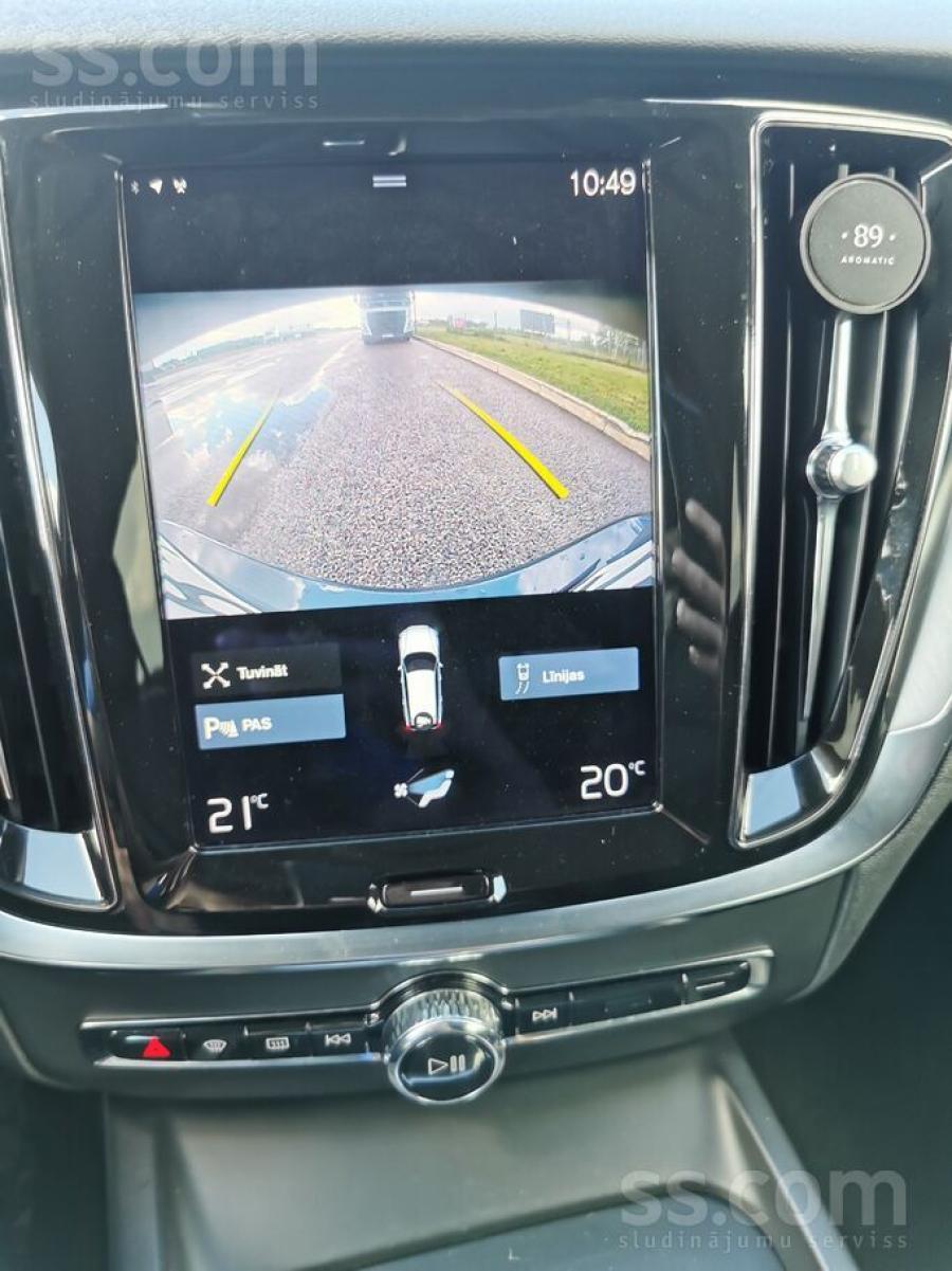 Zils Volvo V60 2021 Bauska, ar dzinēja tilpumu 2.00 L un nobraukumu 185 tūkst. km par 16200 €, foto 17 vietnē AUTOMOTO.COM.LV