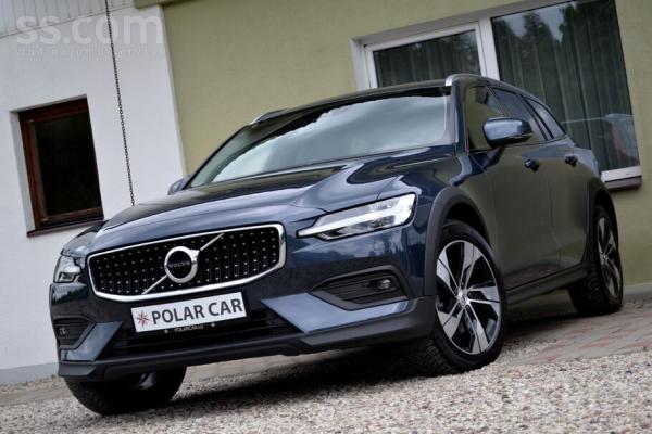 Zils Volvo V60 2021 Tukums, ar dzinēja tilpumu 2.00 L un nobraukumu 250 tūkst. km par 21990 €, foto 1 vietnē AUTOMOTO.COM.LV