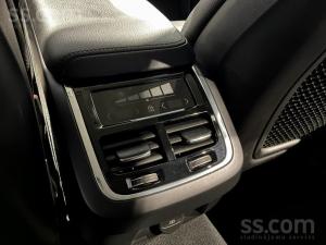 Zils Volvo V60 2022 Rīga, ar dzinēja tilpumu 2.00 L un nobraukumu 125 tūkst. km par 27990 €, foto 19 vietnē AUTOMOTO.COM.LV