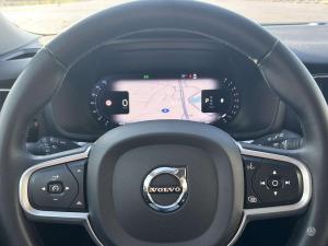 Blue Volvo V60 2022 in Vilnius, with an engine capacity of 1.97 L and mileage of 96 thousand km for 27900 €, photo 24 on AUTOMOTO.COM.LV