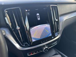 Blue Volvo V60 2022 in Vilnius, with an engine capacity of 1.97 L and mileage of 96 thousand km for 27900 €, photo 37 on AUTOMOTO.COM.LV