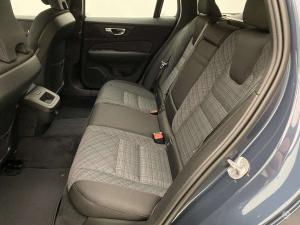 Blue Volvo V60 2022 in Vilnius, with an engine capacity of 1.97 L and mileage of 96 thousand km for 27900 €, photo 49 on AUTOMOTO.COM.LV