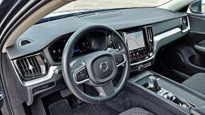 Zils Volvo V60 2022 Viļņa, ar dzinēja tilpumu 1.97 L un nobraukumu 96 tūkst. km par 27700 €, foto 15 vietnē AUTOMOTO.COM.LV