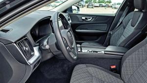 Zils Volvo V60 2022 Viļņa, ar dzinēja tilpumu 1.97 L un nobraukumu 96 tūkst. km par 27700 €, foto 16 vietnē AUTOMOTO.COM.LV