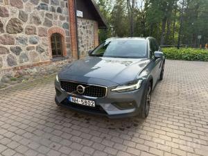 Синий Вольво B60 2022 в Гулбене, объемом двигателя 2.00 л и пробегом 89 тыс. км за 32900 €, фото  на AUTOMOTO.COM.LV