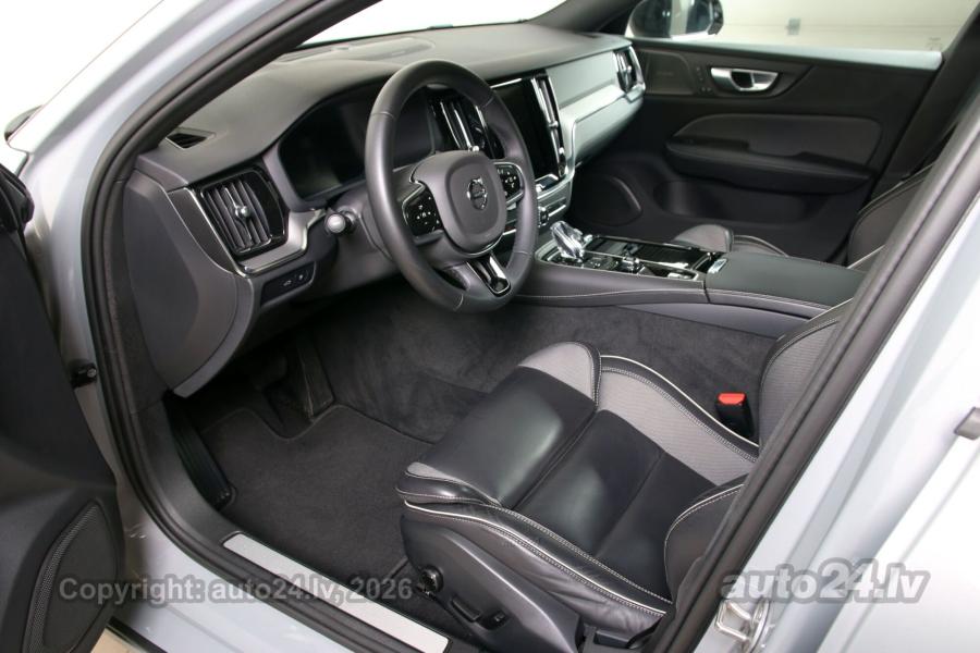 Zils Volvo V60 2024 Pērnava, ar dzinēja tilpumu 2.00 L un nobraukumu 56 tūkst. km par 42990 €, foto 8 vietnē AUTOMOTO.COM.LV