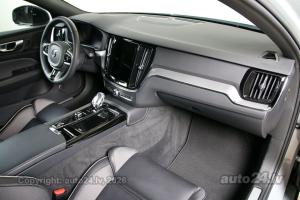 Zils Volvo V60 2024 Pērnava, ar dzinēja tilpumu 2.00 L un nobraukumu 56 tūkst. km par 42990 €, foto 10 vietnē AUTOMOTO.COM.LV