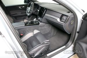 Zils Volvo V60 2024 Pērnava, ar dzinēja tilpumu 2.00 L un nobraukumu 56 tūkst. km par 42990 €, foto 11 vietnē AUTOMOTO.COM.LV