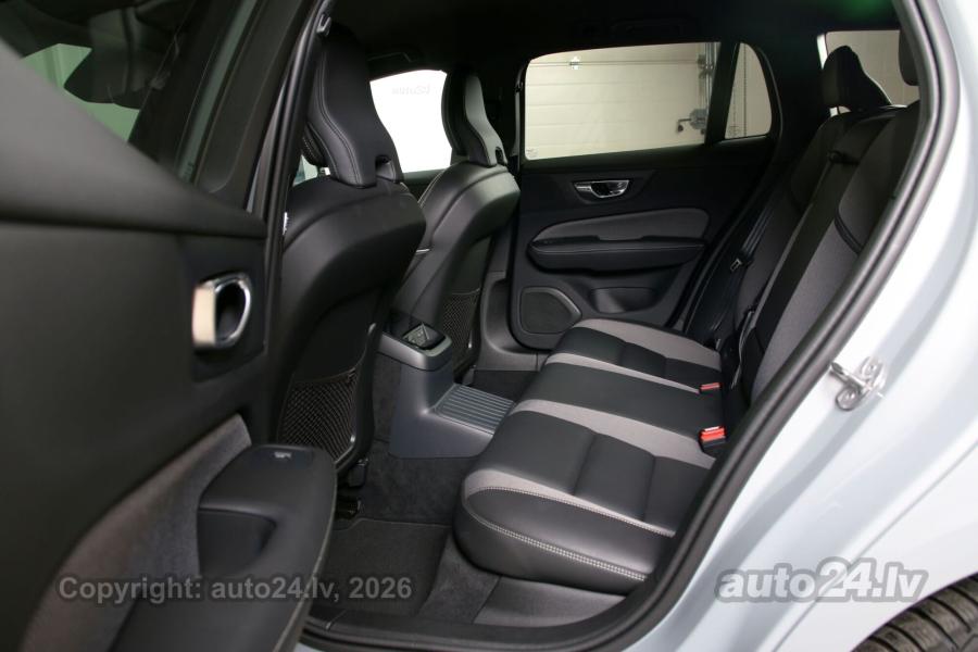 Zils Volvo V60 2024 Pērnava, ar dzinēja tilpumu 2.00 L un nobraukumu 56 tūkst. km par 42990 €, foto 12 vietnē AUTOMOTO.COM.LV