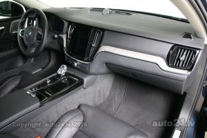 Zils Volvo V60 2024 Pērnava, ar dzinēja tilpumu 2.00 L un nobraukumu 27 tūkst. km par 49990 €, foto 10 vietnē AUTOMOTO.COM.LV