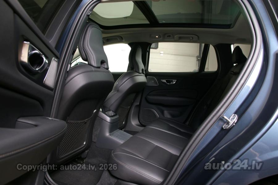 Zils Volvo V60 2024 Pērnava, ar dzinēja tilpumu 2.00 L un nobraukumu 27 tūkst. km par 49990 €, foto 13 vietnē AUTOMOTO.COM.LV