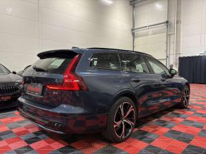 Blue Volvo V60 2025 in Vilnius, with an engine capacity of 1.97 L and mileage of 18 thousand km for 37990 €, photo 5 on AUTOMOTO.COM.LV