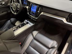 Blue Volvo V60 2025 in Vilnius, with an engine capacity of 1.97 L and mileage of 18 thousand km for 37990 €, photo 18 on AUTOMOTO.COM.LV