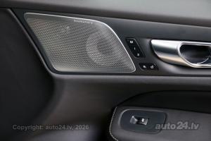 Синий Вольво B60 2025 в Таллин, объемом двигателя 2.00 л и пробегом 22 тыс. км за 51990 €, фото 15 на AUTOMOTO.COM.LV