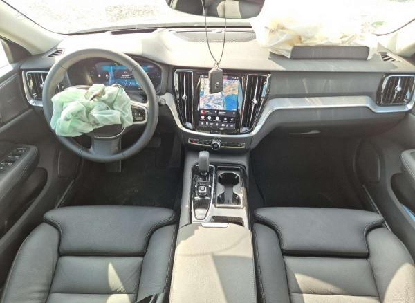 Синий Вольво B60 2026 в Клайпеда, объемом двигателя 1.97 л и пробегом 16 тыс. км за 16200 €, фото 6 на AUTOMOTO.COM.LV