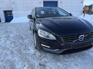 Brown Volvo V60 2014 in Kaunas, with an engine capacity of 2.00 L and mileage of 270 thousand km for 5950 €, photo 4 on AUTOMOTO.COM.LV