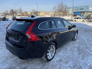 Brown Volvo V60 2014 in Kaunas, with an engine capacity of 2.00 L and mileage of 270 thousand km for 5950 €, photo 7 on AUTOMOTO.COM.LV