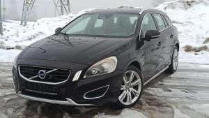 Brūns Volvo V60 2011 Kauņa, ar dzinēja tilpumu 2.40 L un nobraukumu 284 tūkst. km par 6900 €, foto 2 vietnē AUTOMOTO.COM.LV