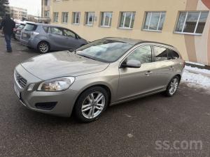 Коричневый Вольво B60 2011 в Рига, объемом двигателя 1.60 л и пробегом 291 тыс. км за 3950 €, фото  на AUTOMOTO.COM.LV