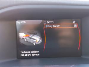 Brūns Volvo V60 2011 Rīga, ar dzinēja tilpumu 2.00 L un nobraukumu 359 tūkst. km par 5995 €, foto 14 vietnē AUTOMOTO.COM.LV