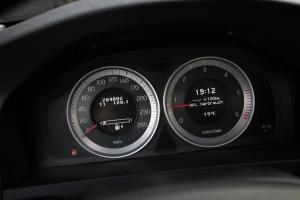 Brown Volvo V60 2011 in Riga, with an engine capacity of 2.00 L and mileage of 289 thousand km for 6990 €, photo 15 on AUTOMOTO.COM.LV