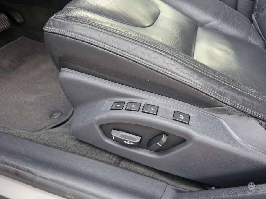 Brown Volvo V60 2011 in Vilnius, with an engine capacity of 1.98 L and mileage of 277 thousand km for 5950 €, photo 18 on AUTOMOTO.COM.LV