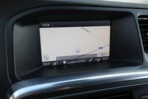Brown Volvo V60 2011 in Jelgava, with an engine capacity of 2.00 L and mileage of 355 thousand km for 6250 €, photo 18 on AUTOMOTO.COM.LV