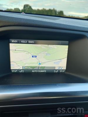 Brown Volvo V60 2011 in Talsi, with an engine capacity of 2.00 L and mileage of 417 thousand km for 3500 €, photo 9 on AUTOMOTO.COM.LV