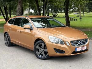 Brūns Volvo V60 2011 Raseiniai, ar dzinēja tilpumu 1.98 L un nobraukumu 295 tūkst. km par 5250 €, foto  vietnē AUTOMOTO.COM.LV