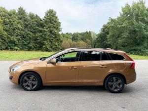 Brūns Volvo V60 2011 Raseiniai, ar dzinēja tilpumu 1.98 L un nobraukumu 295 tūkst. km par 5250 €, foto 8 vietnē AUTOMOTO.COM.LV