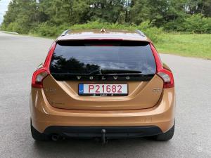 Brūns Volvo V60 2011 Raseiniai, ar dzinēja tilpumu 1.98 L un nobraukumu 295 tūkst. km par 5250 €, foto 11 vietnē AUTOMOTO.COM.LV