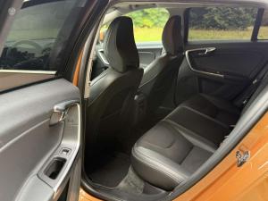 Brūns Volvo V60 2011 Raseiniai, ar dzinēja tilpumu 1.98 L un nobraukumu 295 tūkst. km par 5250 €, foto 19 vietnē AUTOMOTO.COM.LV