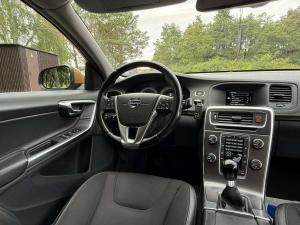Brūns Volvo V60 2011 Raseiniai, ar dzinēja tilpumu 1.98 L un nobraukumu 295 tūkst. km par 5250 €, foto 27 vietnē AUTOMOTO.COM.LV