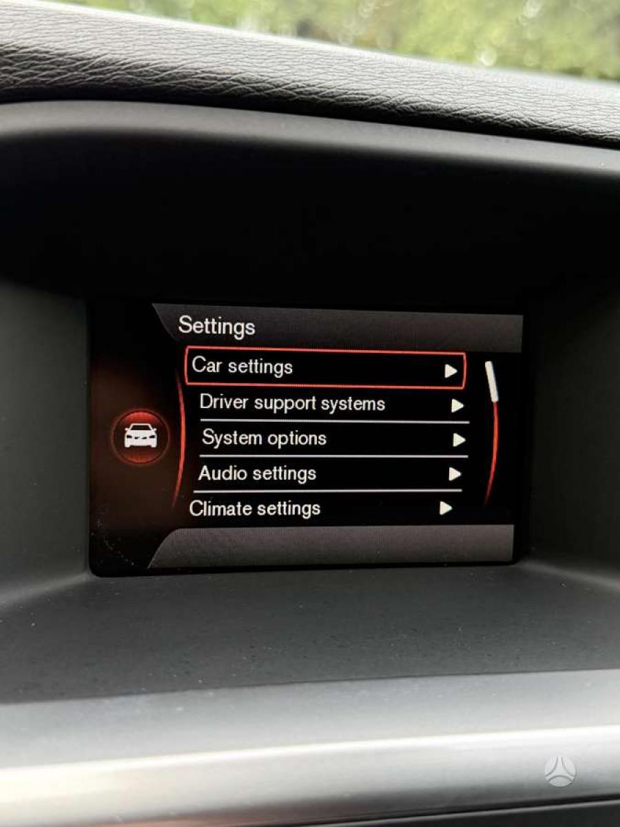 Brūns Volvo V60 2011 Raseiniai, ar dzinēja tilpumu 1.98 L un nobraukumu 295 tūkst. km par 5250 €, foto 32 vietnē AUTOMOTO.COM.LV