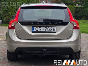 Brown Volvo V60 2011 in Riga, with an engine capacity of 2.00 L and mileage of 287 thousand km for 5950 €, photo 5 on AUTOMOTO.COM.LV