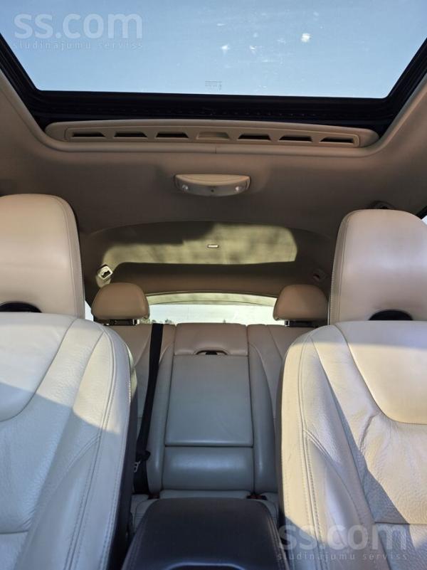 Brūns Volvo V60 2011 Rīga, ar dzinēja tilpumu 1.60 L un nobraukumu 375 tūkst. km par 3200 €, foto 8 vietnē AUTOMOTO.COM.LV
