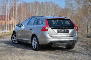 Brūns Volvo V60 2012 Dobele, ar dzinēja tilpumu 2.00 L un nobraukumu 245 tūkst. km par 7550 €, foto 7 vietnē AUTOMOTO.COM.LV