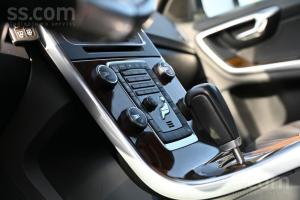 Brūns Volvo V60 2012 Dobele, ar dzinēja tilpumu 2.00 L un nobraukumu 245 tūkst. km par 7550 €, foto 13 vietnē AUTOMOTO.COM.LV