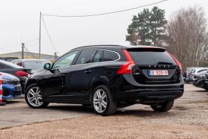 Brūns Volvo V60 2012 Rīga, ar dzinēja tilpumu 1.60 L un nobraukumu 245 tūkst. km par 6495 €, foto 12 vietnē AUTOMOTO.COM.LV