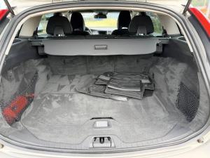 Brown Volvo V60 2012 in Riga, with an engine capacity of 1.60 L and mileage of 158 thousand km for 6995 €, photo 6 on AUTOMOTO.COM.LV